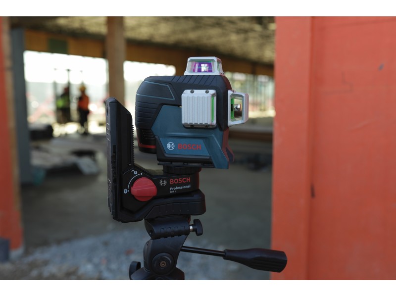 Bosch® Self Levelling Line Laser - GLL3-330CG