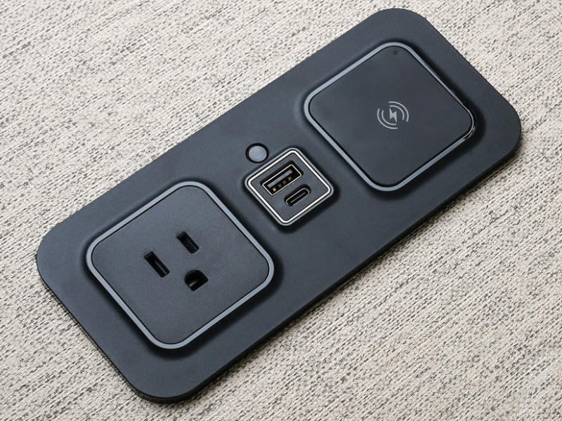 Brandstand® CubieMod® QI Flush Mount Power Strip with Outlets and USB Ports